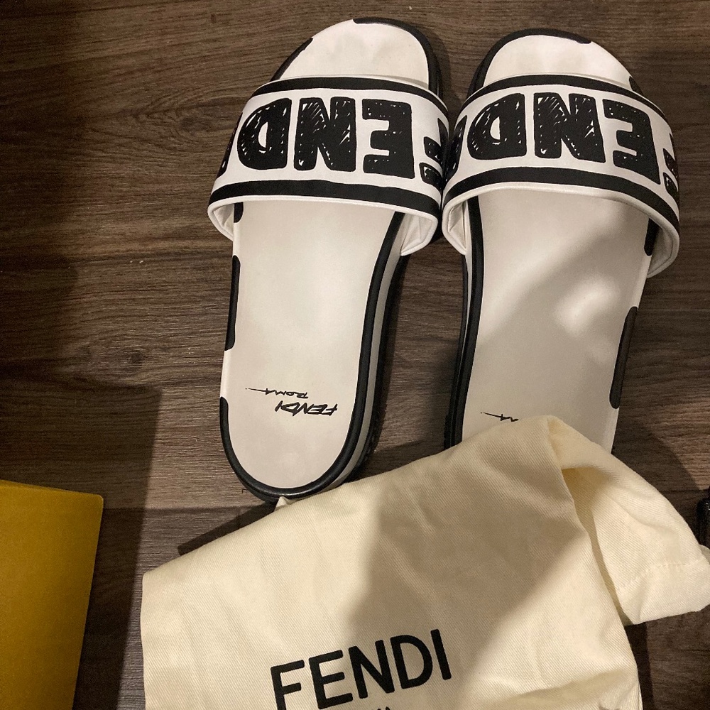 100% Authentic Fendi Slides - Gem
